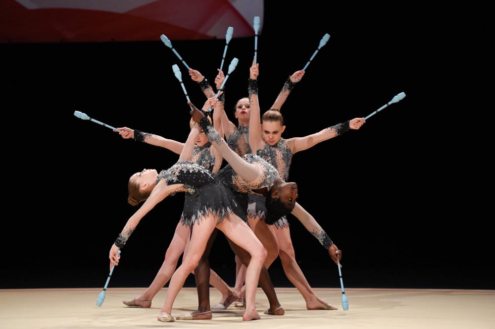 Rhythmic gymnastics leotard/Acrobatics Ice skating Dress/Twirling/Dance ...